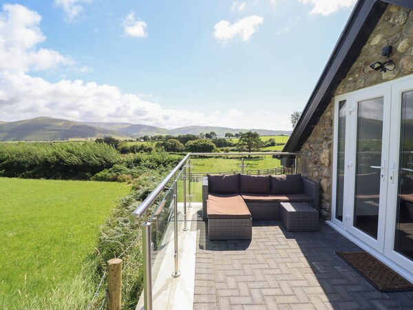 Bryn Eglwys Cottage, Pet Friendly, Character Holiday Cottage In Tywyn - Aberdovey