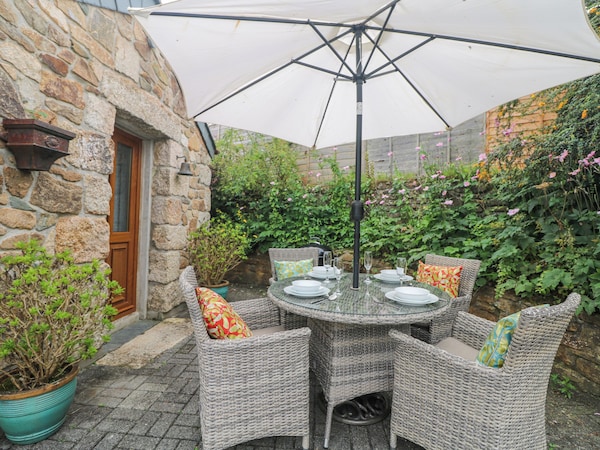 Little Riviere, Pet Friendly, Character Holiday Cottage In Hayle - Gwithian