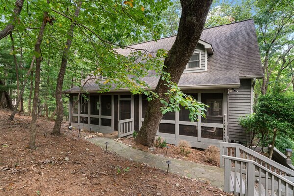 Cozy Mountain Getaway In Big Canoe - Jasper, GA