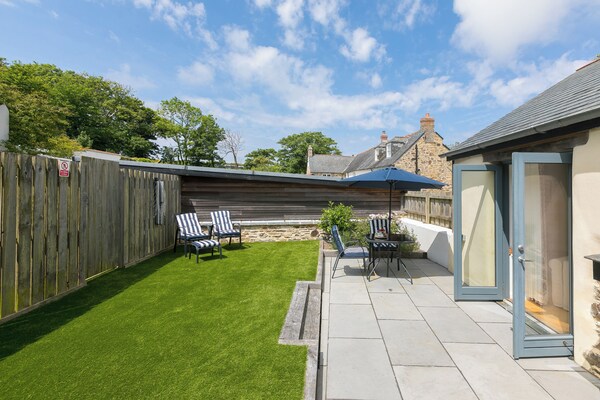 Carines Barns - Tre, Pet Friendly, Luxury Holiday Cottage In Cubert - Crantock