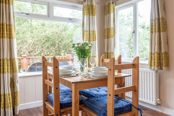 6 Atlantic Crescent Lodge - 2 Bed-sleeps 4-tjs6ac - Ilfracombe