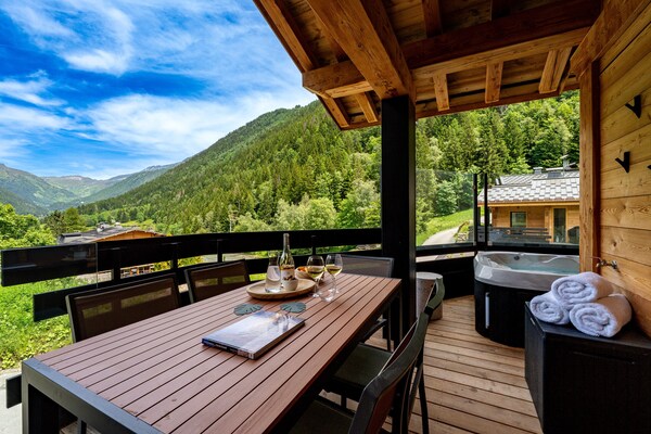 Luxury Chalet In Hamlet With Beautiful Views - Chamonix-Mont-Blanc