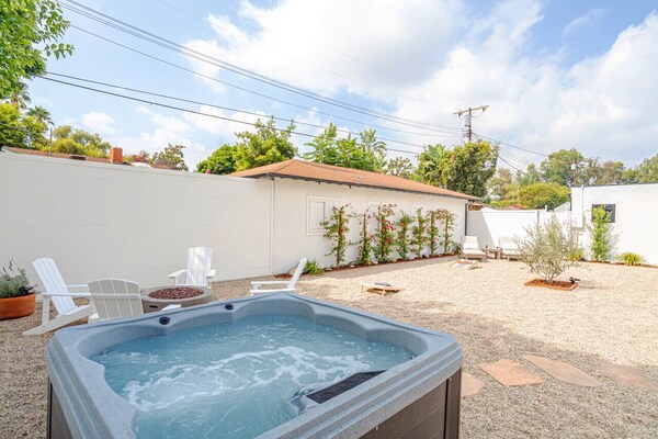 Designer Home Universal Hot Tub Fire Pit - Los Angeles, CA