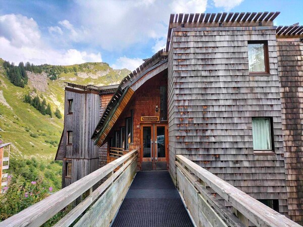 Avoriaz, Apartment For 4, Balcony, Wifi, Near The Center. - Champéry
