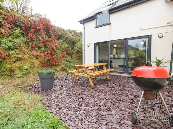 Hen Gapel, Pet Friendly, Country Holiday Cottage In Waunfawr - Llanberis