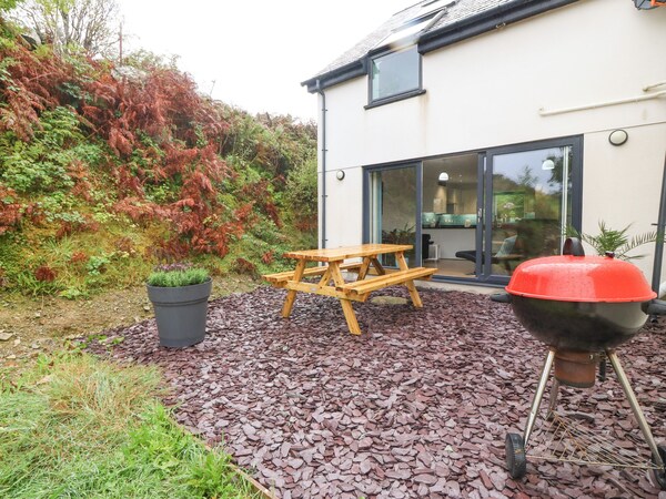 Hen Gapel, Pet Friendly, Country Holiday Cottage In Waunfawr - Llanberis