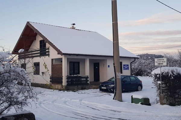 Three Bedroom Apartment With Terrace Lovinac, Velebit (A-21748-a) - Croatia