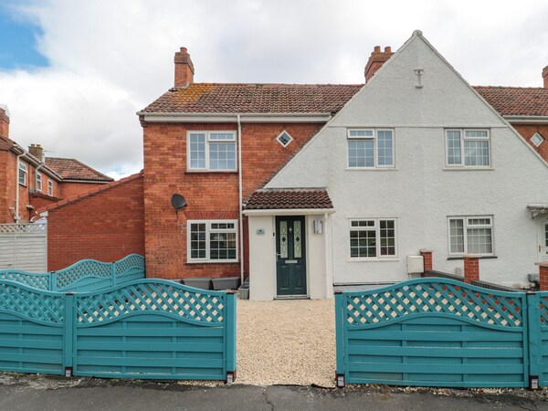 Seabar, Pet Friendly, Country Holiday Cottage In Burnham-on-sea - Burnham-on-Sea