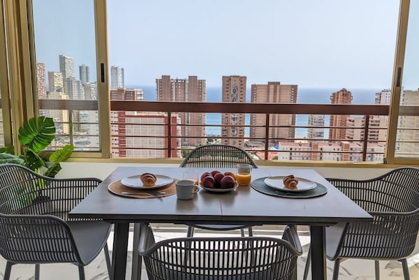 Acuarium Sea View Apartment - El Albir