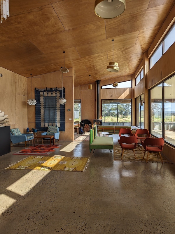 Farmhouse In Central Victoria - Greendale