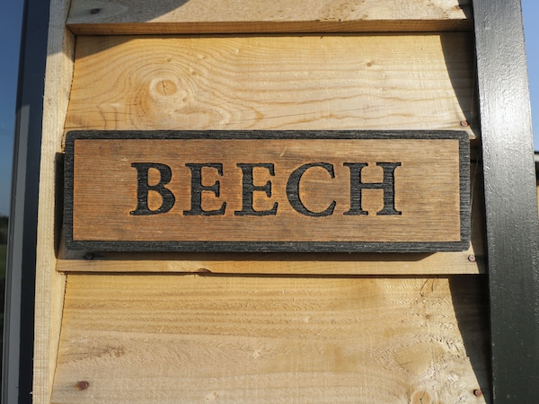 Beech, Pet Friendly, With A Garden In Kemble - Cirencester