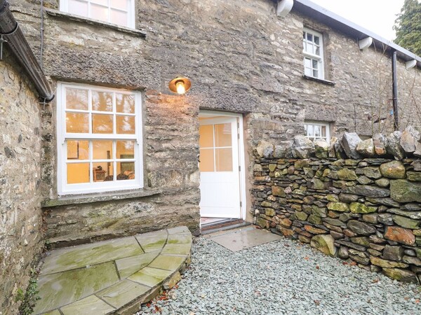 Hazelrigg Cottage, Pet Friendly, With Open Fire In Newby Bridge - Newby Bridge