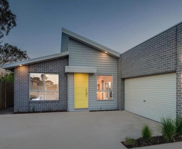 Close To The Coast & Gmhba Stadium Belmont - Geelong