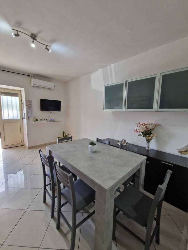 Apartamento-clásico-baño Privado-vista Al Patio - Pompei