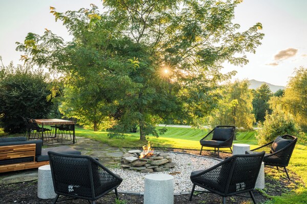 Comfortable & Modern Home Close To Stowe - Stowe, VT