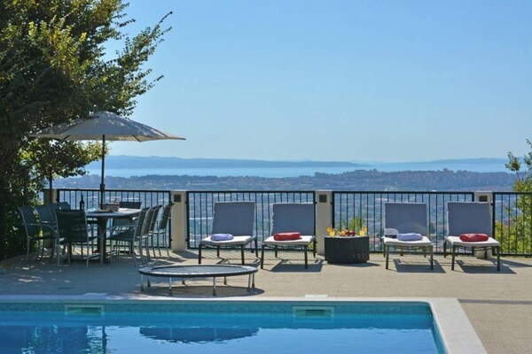 Homerez - Family Villa In Solin, Pool And View - Solin