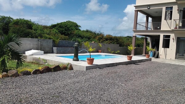 Homerez - Spacious Villa In Pereybere With Private Pool - Mauritius