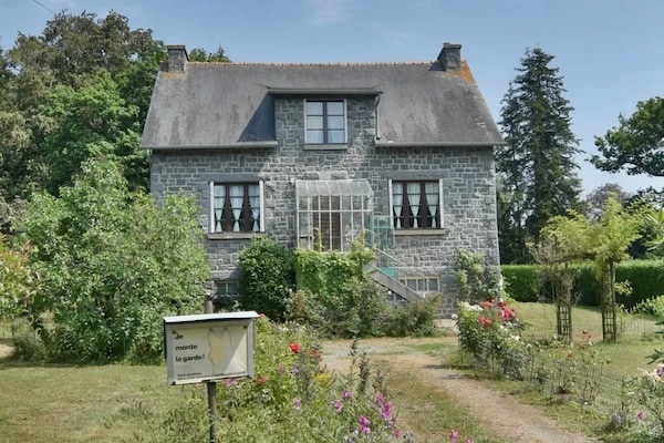 Homerez - Encantadora Casa En Québriac Con Jardín Cerrado - Combourg