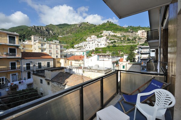 Homerez - Apartamento En Maiori, Vista Mar - Atrani