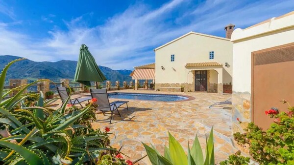 Homerez - Acogedor Chalet En El Gastor Con Piscina Privada - Grazalema