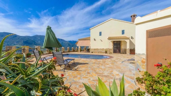 Homerez - Acogedor Chalet En El Gastor Con Piscina Privada - Grazalema