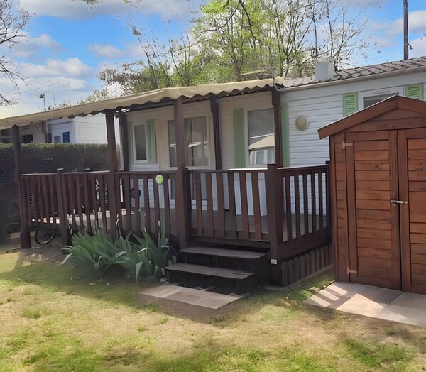 Homerez - Bungalow Charmant à Sampzon 32 M² Avec Vue Montagne - Vallon-Pont-d'Arc