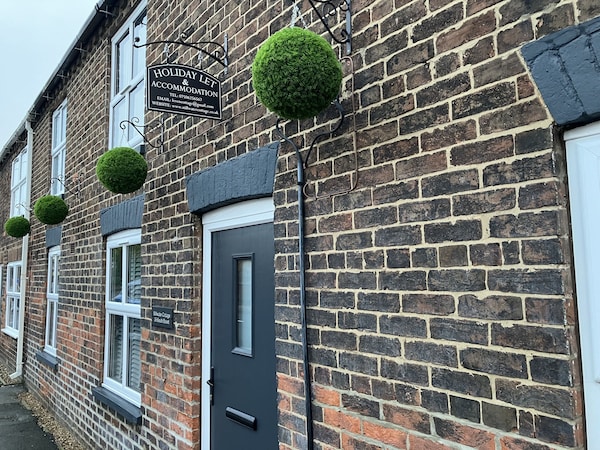 Stillwater Cottage, Pet Friendly In Leven Near Beverley - Hornsea