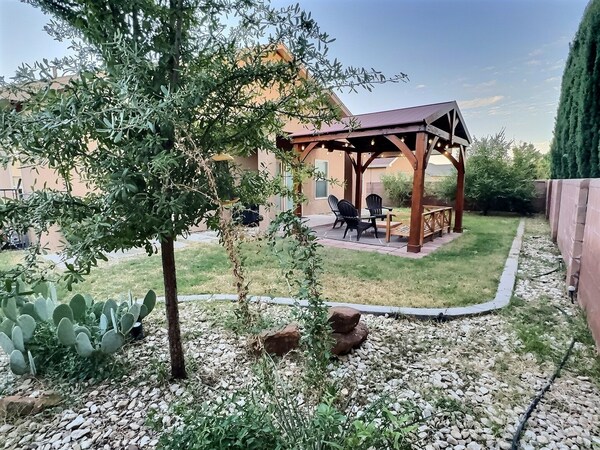 Spacious 4-bedroom House In Charming Carlsbad With Wifi And Ac - Pecos River, Carlsbad