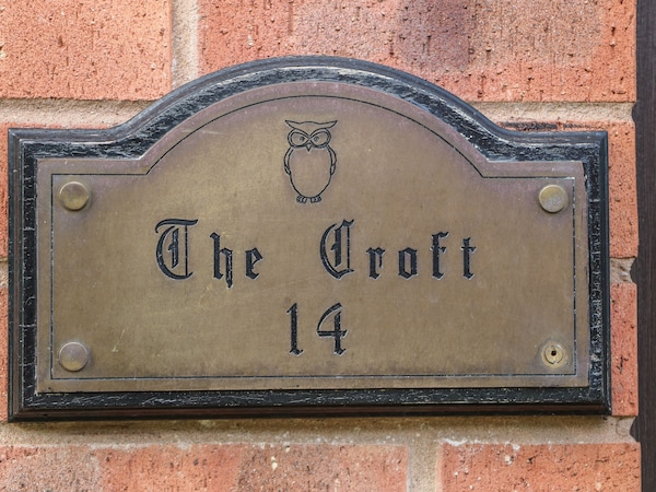 The Croft, North Staffordshire, Pet Friendly In Blythe Bridge - Stoke-on-Trent