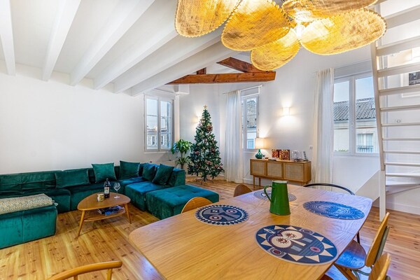 Jardin Public/chartrons - 2 Bedrooms, 2 Bathrooms - Bordeaux