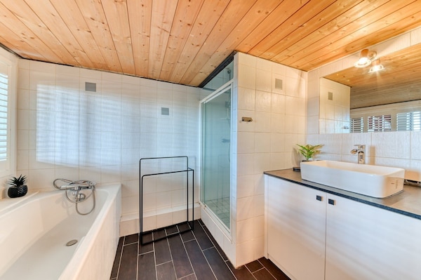 Guestready - Classy Apt With Mezzanine In Lyon - Lyon