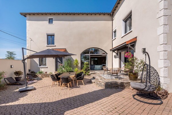 Les Cèdres Bleus - Beautiful House With Pool And Garden - Brignais
