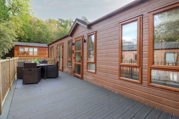 Snuggledown, Pet Friendly, Character Holiday Cottage In Windermere - Hawkshead