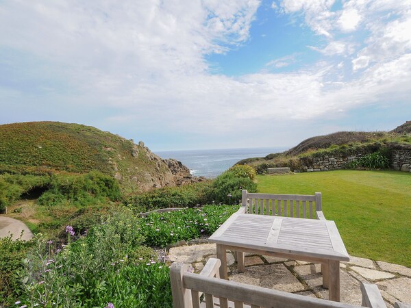 Pendower Cottage, Pet Friendly, With Open Fire In Porthgwarra - Sennen