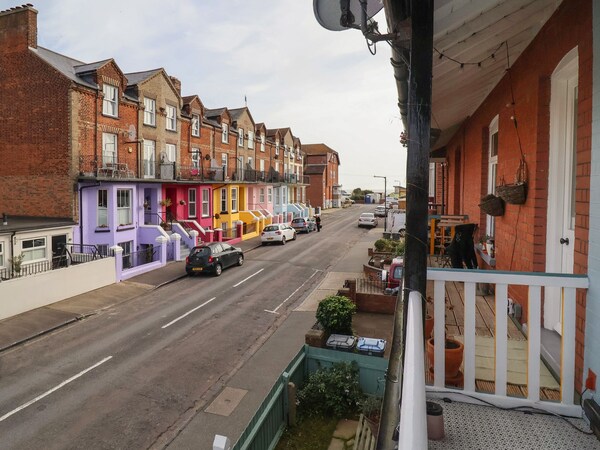 11a Manning Road, Pet Friendly In Felixstowe, Suffolk - Felixstowe
