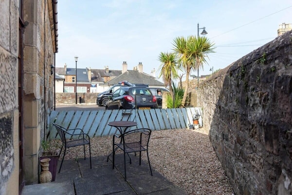Cromwell Corner - Donnini Apartments - Ayr