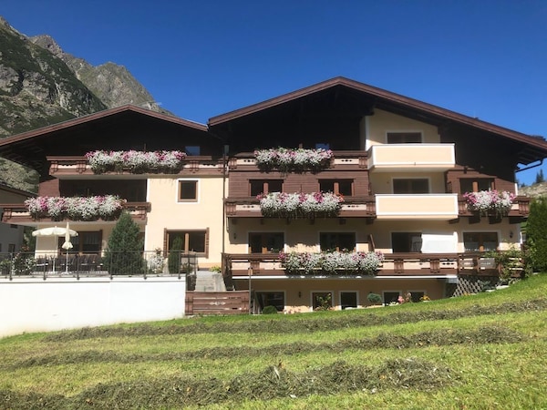 Superior Familienzimmer - Hotel Garni Rifflsee - Mandarfen