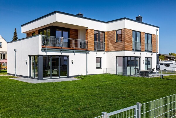 Traumhaftes Appartment Mit Seeblick Und Stadtnähe - Pinnow