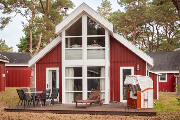 Strandhaus Sekobbe 218 Mit Sauna, Kamin Und Whirlpool - Baabe