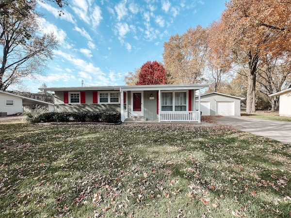 4br Downtown Oasis - Close To Everything - Fishers, IN