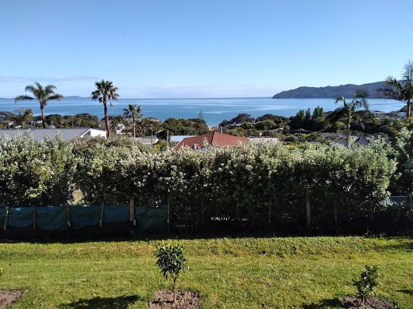 Luxury Apartment With Beautiful Views Of Coopers Beach - Mangōnui