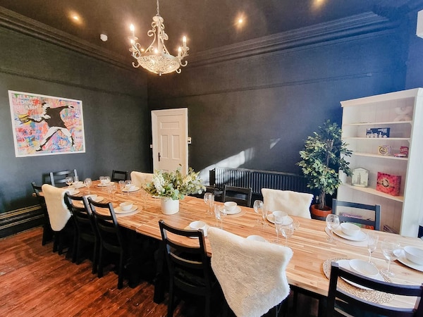 Sleeps 20 Ashton Mansion By City Superhost - Glossop