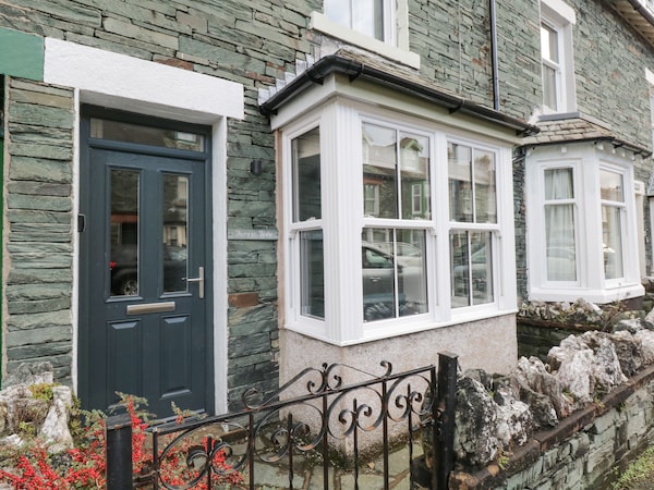 Forty Five, Pet Friendly, Luxury Holiday Cottage In Keswick - Keswick
