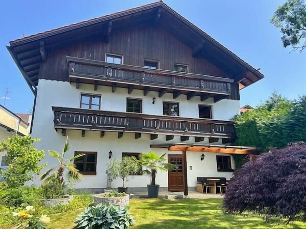 Schönes Ferienhaus Mit Whirlwanne Und Hochwertiger Ausstattung - Bodenmais