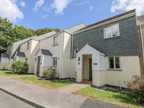 Manuka, Pet Friendly, With Pool In Falmouth - St Mawes