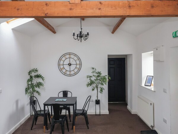 Gannet, Pet Friendly, Character Holiday Cottage In Flamborough - Flamborough