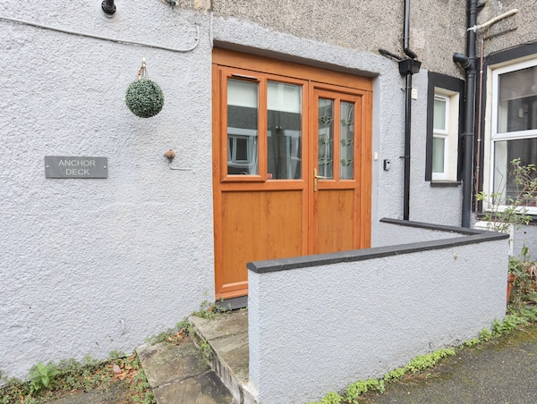 Gweldon - Anchor Deck, Pet Friendly In Porthmadog - Borth Y Gest
