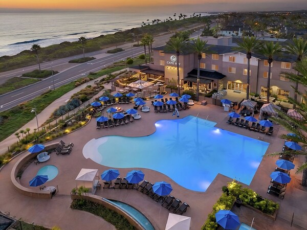 Stay Close To South State Beach: Outdoor Pool, Oceanview, Pets Are Allowed! - Carlsbad, CA