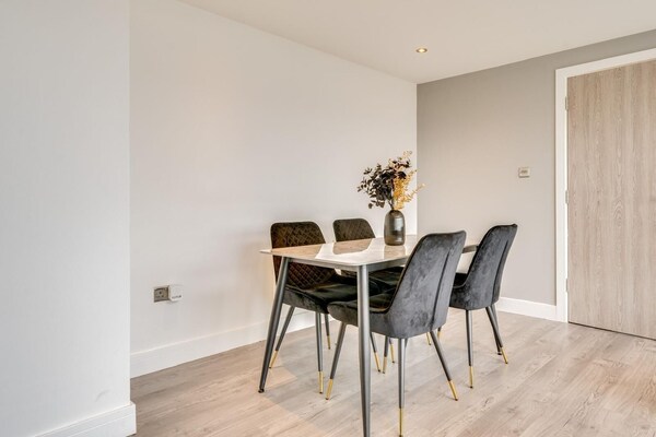 Luxury One Bedroom Apartment - Bradford