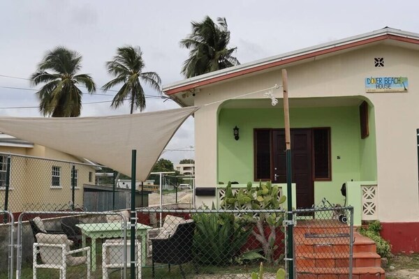 Dover Beach House - Bridgetown, Barbados